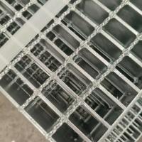 China Aesthetic Catwalk Steel Grating Platform 316 Stainless for sale