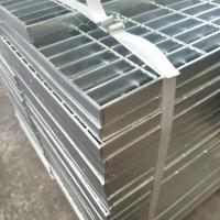 China Anti Skid Heavy Duty Carbon Steel Grating 3mm Thickness 30mm Pitch for Outdoor Sewage Treatment for sale