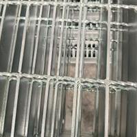China Galvanized Steel Grating 25x5mm Bearing Bar 30mm Pitch for Industrial Platform Safety Edges for sale