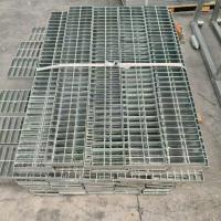 China Industrial Steel Grating 40-130mm Cross Bar Pitch Hot Dip Galvanized Platform for sale