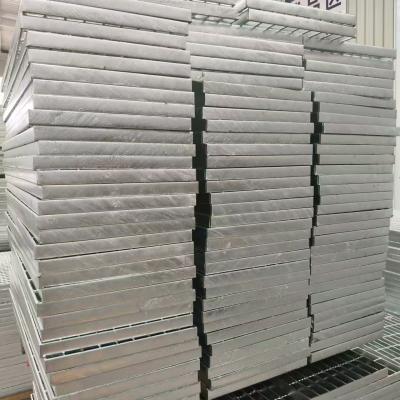 China Decorative Steel Grating for Gardens and Outdoor Spaces: Adding Style and Functionality for sale