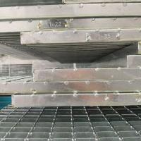 China Slip-Resistant Steel Grating 30x50mm Pitch Hot Dip Galvanized for Ramps and Inclines for sale