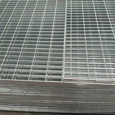 China Heavy Duty Steel Grating 2mm 5mm Thickness for Warehouse Flooring and Equipment Support for sale