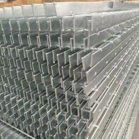 China Slip-Resistant Steel Grating with Diamond Pattern: Ensuring Stable Footing for sale