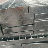 China Slip-Resistant Steel Grating with Diamond Pattern: Ensuring Stable Footing for sale