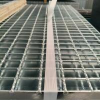 China Anti-Fatigue Steel Grating 25x5mm Bearing Bar 30mm Pitch Hot-Dipped Galvanized for sale