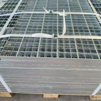 China Anti-Fatigue Steel Grating 25x5mm Bearing Bar 30mm Pitch Hot-Dipped Galvanized for sale