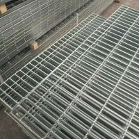China Galvanized Steel Grating 25x5mm Bearing Bar 30mm Pitch for Industrial Platforms for sale