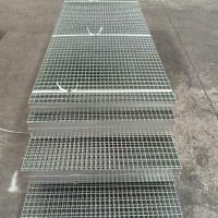 China Carbon Steel Steel Grating 30mm Flat Steel Spacing 50mm Bar Spacing for Harsh Environments for sale