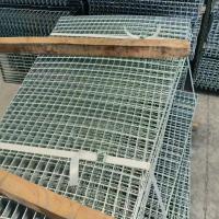 China High Visibility Coating Steel Grating 32x5mm Heavy Duty Anti Slip Drainage Grating for sale