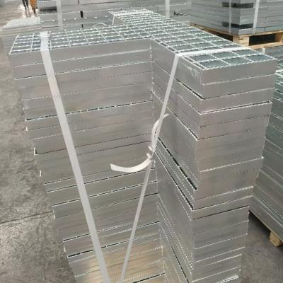 China Mesh Steel Gratings: Open, Airy Design for Ventilation and Light for sale