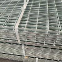 China Industrial Steel Grating 30mm 40mm Spacing Anti-Slip Load Bearing for Marine Applications for sale