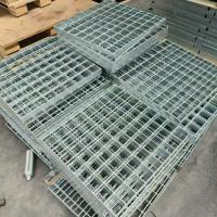 China Industrial Steel Grating Carbon Steel Stainless Steel 32x5mm Bearing Bar Pitch 30mm for sale