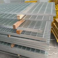China Industrial Steel Grating 30mm 40mm Spacing Anti-Slip Load Bearing for Marine Applications for sale