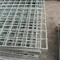 China Twisted Steel Transverse Bar Industrial Steel Grating 2mm-5mm Thickness Anti-Slip for sale