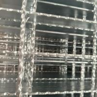 China UV-Resistant Steel Grating 30mm Flat Bar Spacing 50mm Cross Bar Spacing Durable Load Bearing for sale