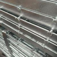 China Heavy Duty Steel Grating 32x5mm Hot Dip Galvanized Anti-Slip Grating for sale