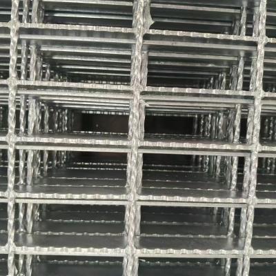 China Heavy Duty Wear-Resistant Steel Gratings 32x5mm YB/T4001-2007 Anti-Slip Flooring for sale