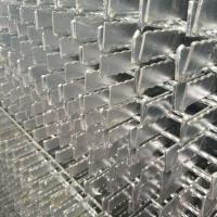China Industrial Steel Grating Serrated Bearing Bar Hot Dip Galvanized 2mm 5mm Thickness for sale
