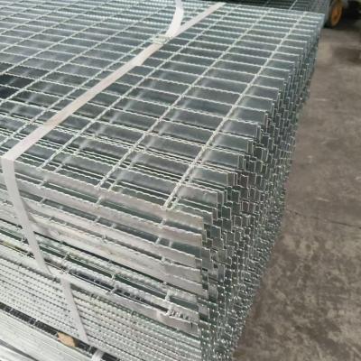China Explosion Proof Steel Grating Heavy Duty 32x5mm Bearing Bar Pitch 40mm YB/T4001-2007 for sale