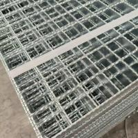 China Interlocking Steel Grating 25x3mm Hot Dip Galvanized Platform Grating for sale