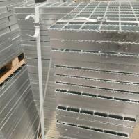 China Premium Steel-Made Grating, Excellent Load-Bearing Capacity for sale