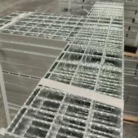 China Premium Steel-Made Grating, Excellent Load-Bearing Capacity for sale