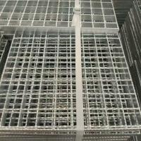 China Galvanized Steel Grating 32x5mm Heavy Duty Load Bearing A15 C250 Anti-Slip for sale