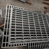 China Anti Slip Grating Walkway Pedestrian Grating ISO9001 Custom Thickness High Load Capacity for sale