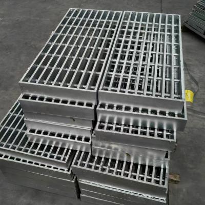 China Anti Slip Grating Steel Aluminum Stainless Steel 25mm Thickness High Load Capacity for sale