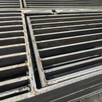 China Anti Slip Grating Steel Aluminum Stainless Steel High Load Capacity 100-500 Pieces Custom Sizes for sale