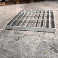 China High Load Capacity Steel Safety Grating Anti Slip Grating Custom Size ISO9001 for sale