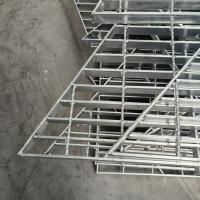 China Industrial Anti Slip Grating Steel Aluminum Galvanized 25mm High Load Capacity for sale
