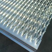 China Serrated Steel Grating 25mm Bearing Bar Pitch Heavy Duty Anti Slip for Industrial Flooring for sale
