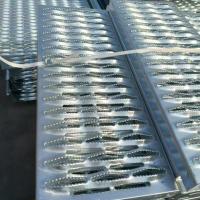 China Serrated Steel Grating 25mm Bearing Bar Pitch Heavy Duty Anti Slip for Industrial Flooring for sale