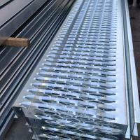 China Galvanized Expanded Metal Sheet 1.5mm 30mm Opening Q235 Steel 1m Width for sale