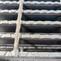 China Galvanized Expanded Metal Sheet 30mm x 10mm Opening 1m Width for Safety Protection for sale