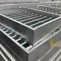 China Customized Anti Slip Grating Galvanized Steel Walkway Grating High Load Capacity 25mm Thickness for sale