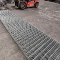 China Stainless Steel Mesh with 500-700 MPa Tensile Strength | Various Sizes | Corrosion & Heat Resistant for sale