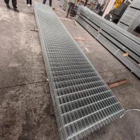 China Industrial Steel Grating 1000x1000mm Flat Bar 30mm Spacing Hot Galvanized Welded for sale