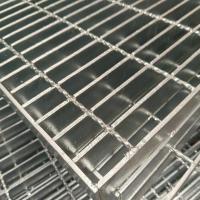 China Welded Steel Grating 25x5mm Bearing Bar Hot Dip Galvanized Anti Slip Walkway Platform for sale