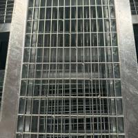 China Hot-Dip Galvanized Steel Grating 30mm Bearing Bar Pitch 50mm Cross Bar Pitch for Industrial Flooring for sale