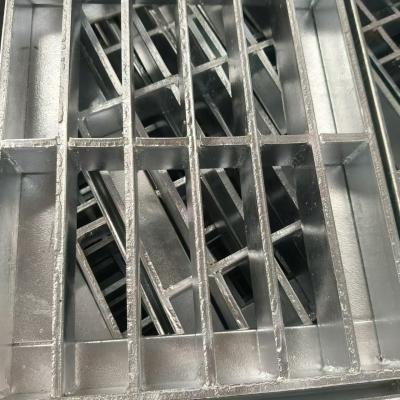 China Laser Cut Steel Grating Bearing Bar 25x5mm Hot Dip Galvanized for Industrial Platforms for sale