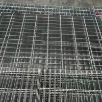 China Stainless Steel Welded Bar Grating 30mm Pitch 1000x1000mm Industrial Flooring for sale