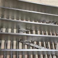 China 30mm Bearing Pitch 1000x1000mm Hot Dipped Galvanized Steel Grating for Industrial Floor Decking for sale