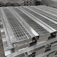 China 30mm Crossbar Spacing Hot Galvanized Flat Bar Industrial Steel Grating 1000x1000mm for sale