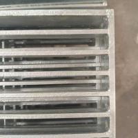 China Hot Dip Galvanized Steel Grating 30x5mm Bearing Bar Heavy Load Industrial Flooring for sale