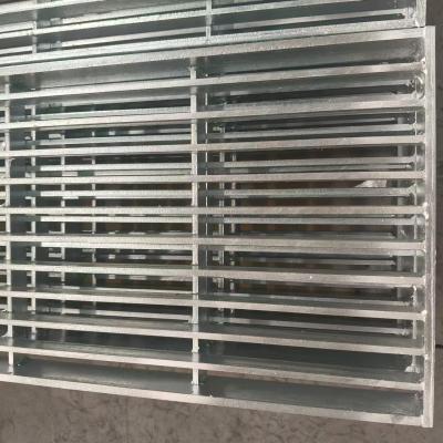 China Low Carbon Steel Plain Bar Grating 25x3mm Bearing Bar 30mm Pitch for Industrial Platforms for sale