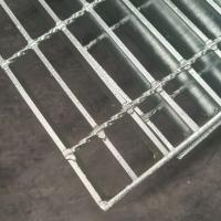 China Galvanized Steel Grating for Farm Construction Anti Slip 30mm Bearing Bar Pitch for sale