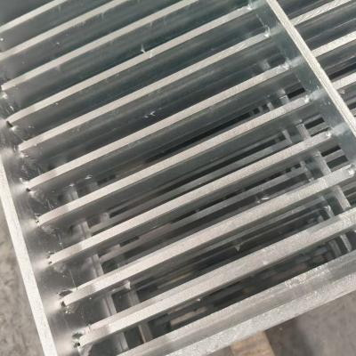 China High Density Good Process Industrial Steel Grating Serrated Bar for sale